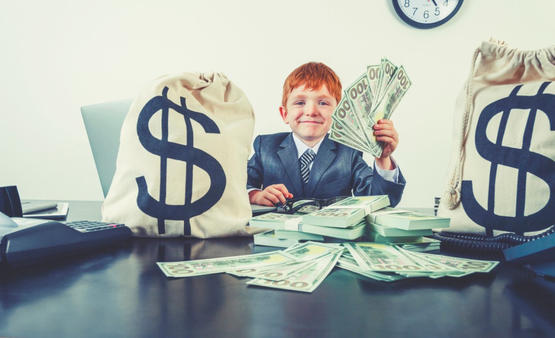 Top Crypto Analyst Unveils Best Altcoins For The 2025 Bull Run