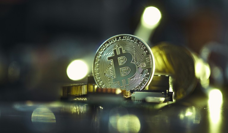 Bitcoin to $500,000? Standard Chartered Exec Predicts Massive Surge By 2028